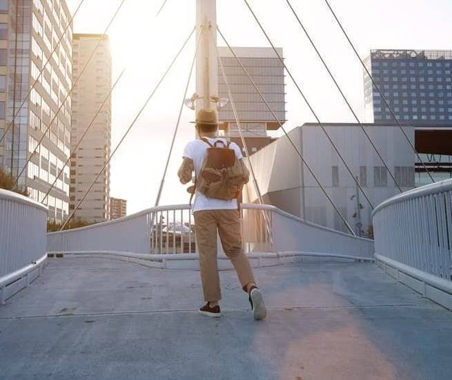 A Guide To Wearing Chinos With Sneakers And Trainers
