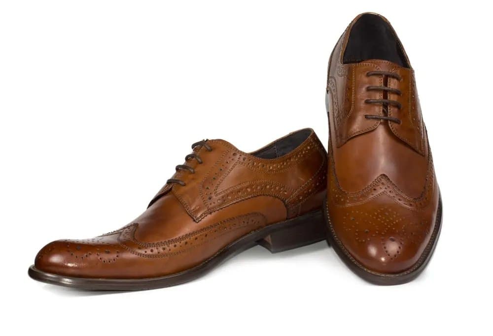 Cap-Toe Vs Plain-Toe Vs Wingtip: Shoe Toes Explained